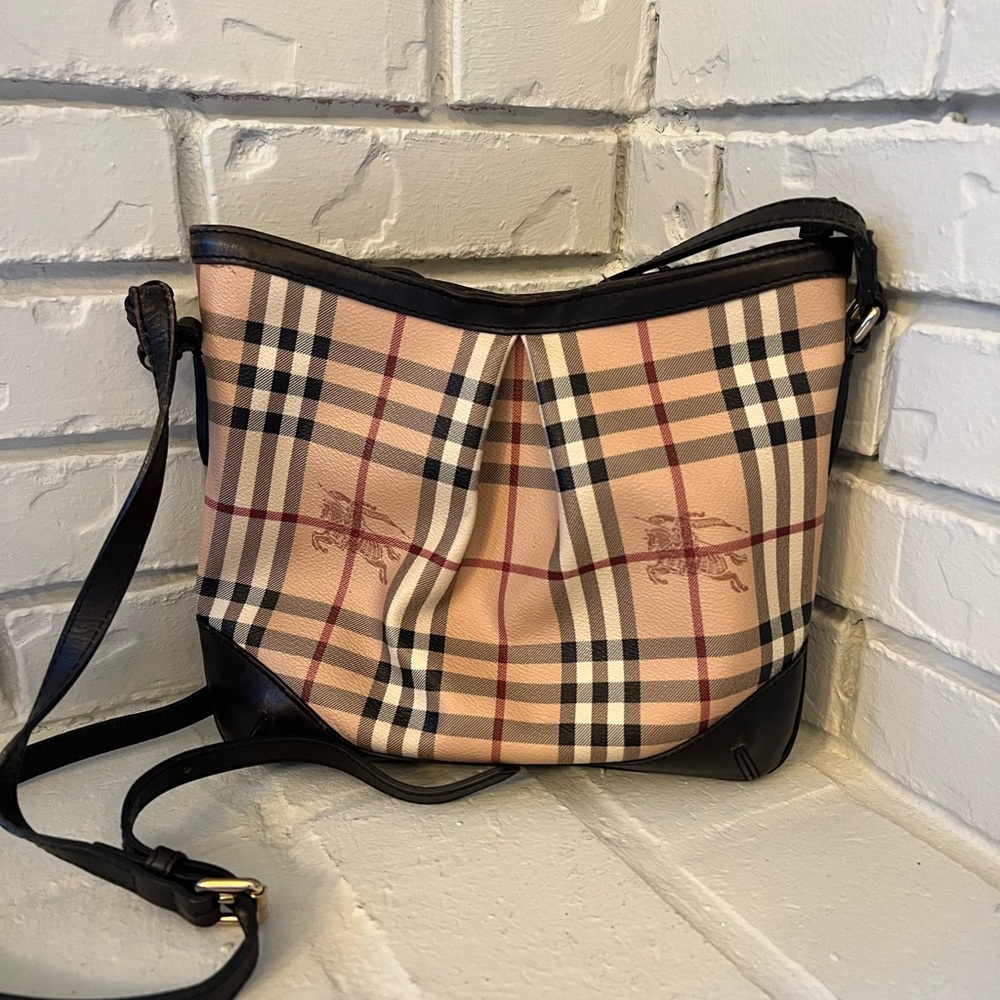 Authentic Burberry Sling - Gem
